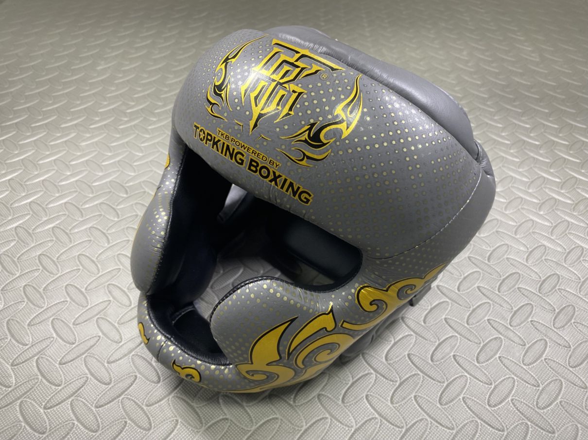 ヘッドギア（トップキングボクシング）カノック【銀】 | ヘッドギア,トップキングボクシング | | ムエタイショップ TEAM DEVIL666