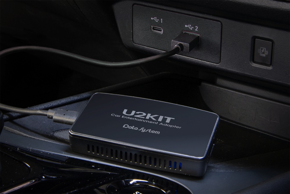 【送料無料】U2KIT データシステム カーエンターテイメントアダプター 2016年以降有線CarPlay ディスプレイオーディオ カーナビ搭載車専用 YouTube / Netflix など ...