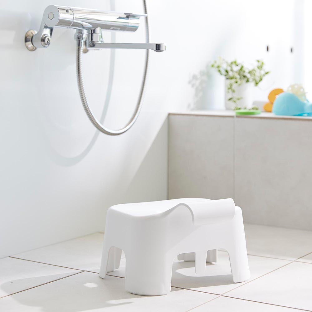 引っ掛け風呂イス タワー キッズ用 SH13 山崎実業 tower 座面13cm ホワイト ブラック 1763 1764 風呂イス 風呂 イス 椅子 バスチェア キッズ 子供 お風呂 チェア ...