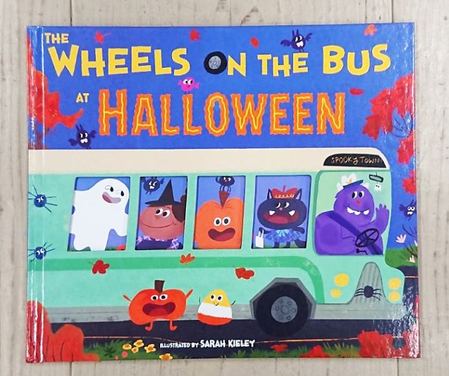 ハロウィン絵本 The Wheels on the Bus at Halloween | ハロウィン | | 洋書絵本 絵本の家オンラインショップ