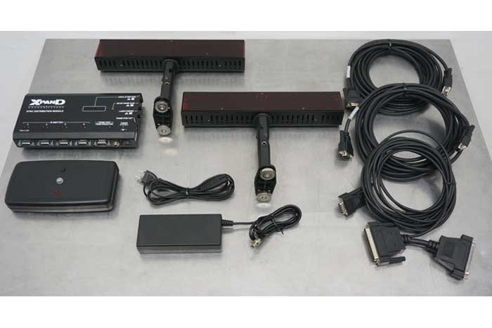 【中古】3Dデジタルシネマシステム SYNC DISTRIBUTION MODULE AD1000他 XPAND 【動産王】横浜☆送料無料 ...