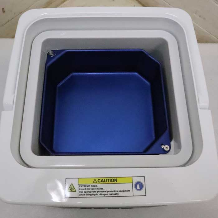 【中古】Cryopod Carrier CP3L BioCision 液体窒素保存容器 クライオワン DC-10 【動産王】千葉★引取限定 ...