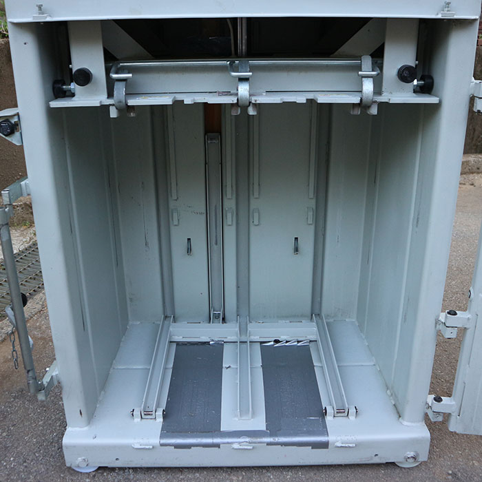 【中古】圧縮梱包機 HSM VL 75 HSM 2006年 プレス【動産王】千葉☆送料無料 | 包装・梱包機械 | 動産王 | 中古厨房機器 ...