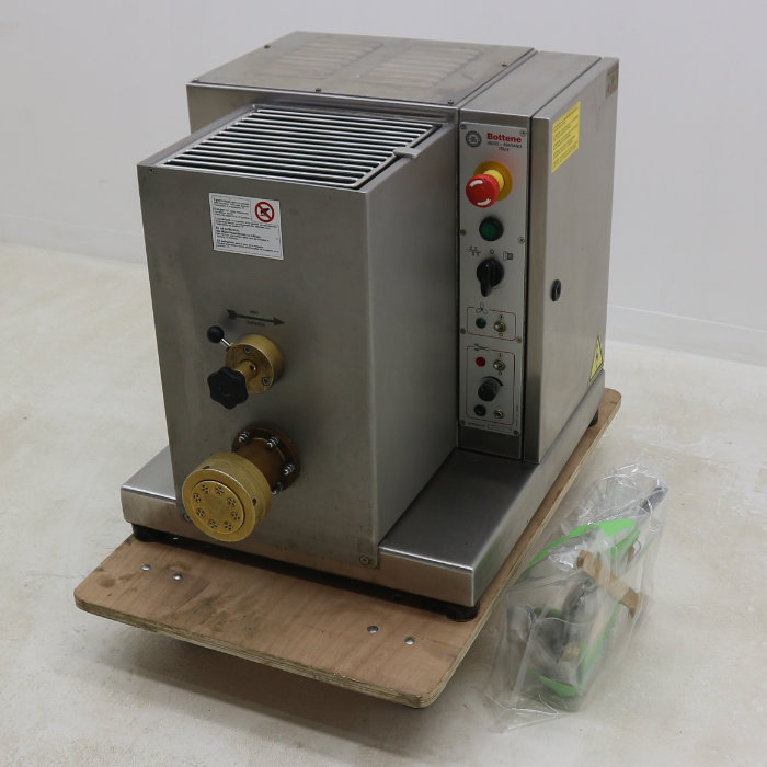 【中古】業務用電動 パスタマシーン PM80 BOTTENE ボッテネ italiabazar 2013年【動産王】千葉☆送料無料 | 厨房 ...