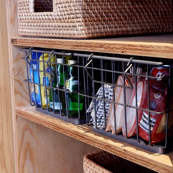 ワイヤーバスケット （15L） COLLEND コレンド 幅286×奥行391×高さ197mm 耐荷重1台あたり10kg 1台単位 完成品 積み重ね可能 ハンドル付 屋内用 ランドリーボックス ...