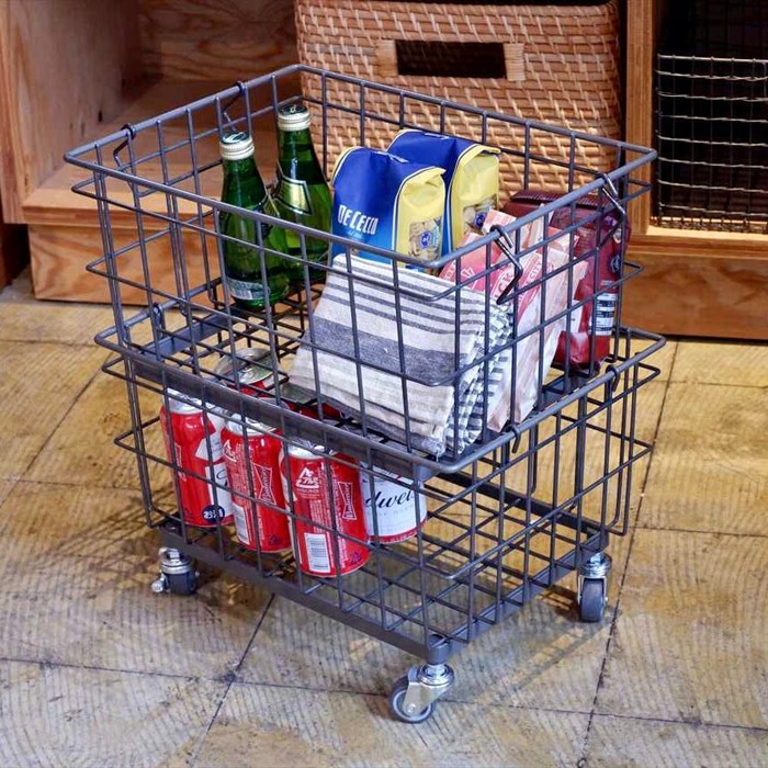 ワイヤーバスケット （15L） COLLEND コレンド 幅286×奥行391×高さ197mm 耐荷重1台あたり10kg 1台単位 完成品 積み重ね可能 ハンドル付 屋内用 ランドリーボックス ...