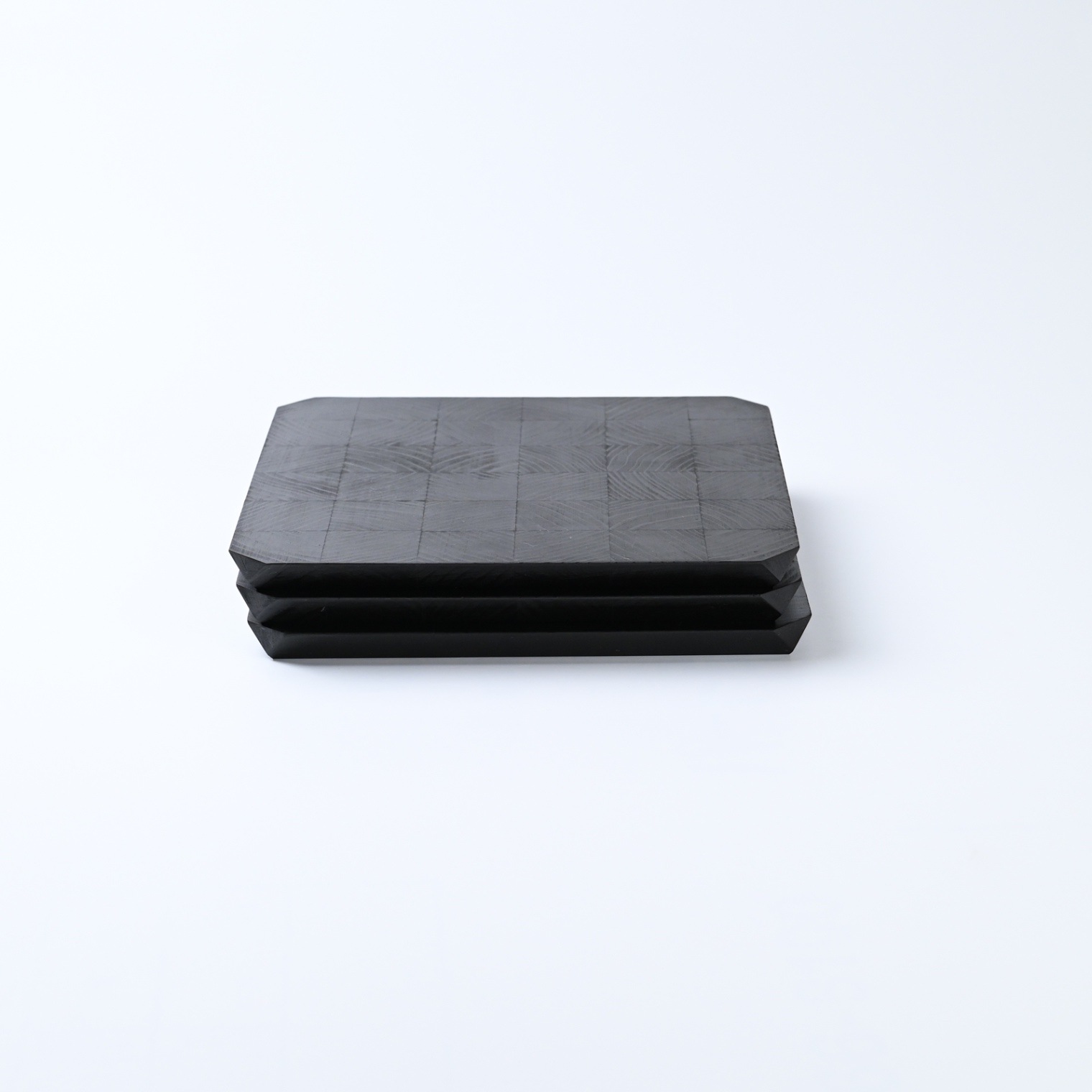 森下綾 / 平皿 6×6 黒色 | 作り手,森下綾 | 和食器通販 eyl utsuwa(エイル ウツワ)