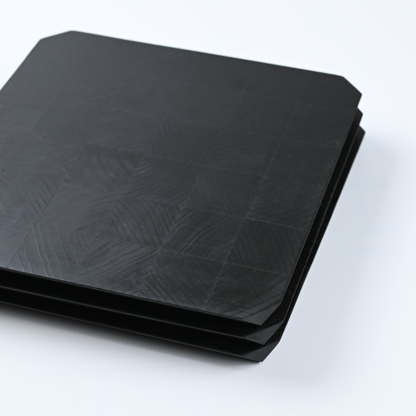 森下綾 / 平皿 6×6 黒色 | 作り手,森下綾 | 和食器通販 eyl utsuwa(エイル ウツワ)