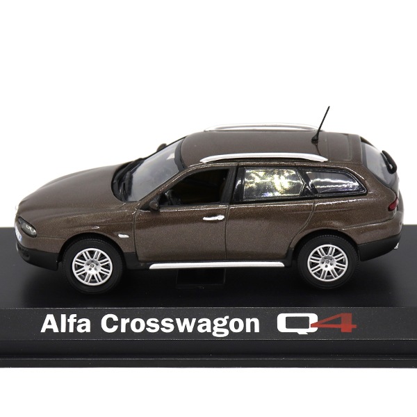 Alfa Crosswagon Q4 1/43スケール ミニカー NOREV｜ラテン車の雑貨とパーツ通販 FLATOUT