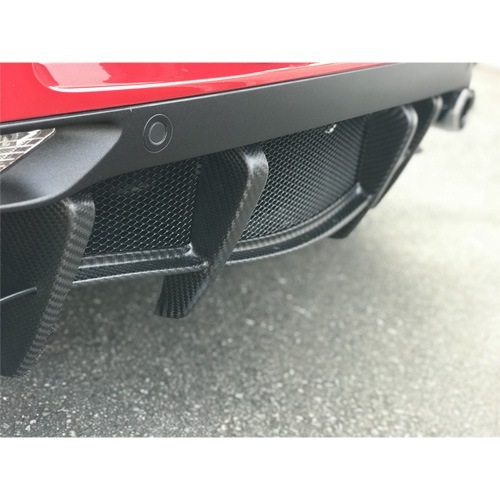 KOSHI 4C カーボン リアディフューザーフラップ｜ラテン車の雑貨とパーツ通販 FLATOUT