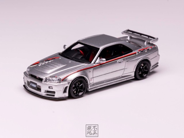 予約 Cars' Lounge 1/64 日産 Skyline GT-R R34 NISMO Z-TUNE Nismo Edition Z-TUNE Silver, Boost Gear ミニカー通販