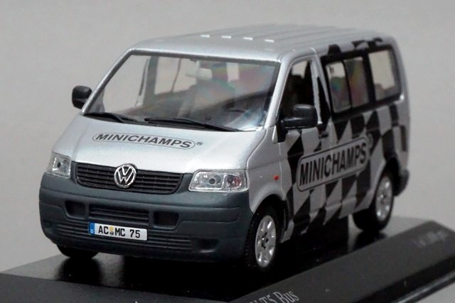 1/43 ミニチャンプス 400052202 フォルクスワーゲン T5 バス 2003 ”MINICHAMPS”, Boost Gear ミニカー通販