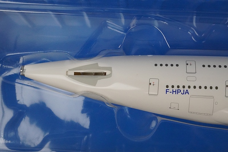 1/200 A380-800 エールフランス F-HPJA [2988] ホーガン/中古｜｜模型・プラモデルの通販専門 エルロン