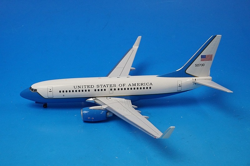 1/200 B737-700（C-40B） UNITED STATES OF AMERICA アメリカ空軍 要人輸送機 ＃50730 ...