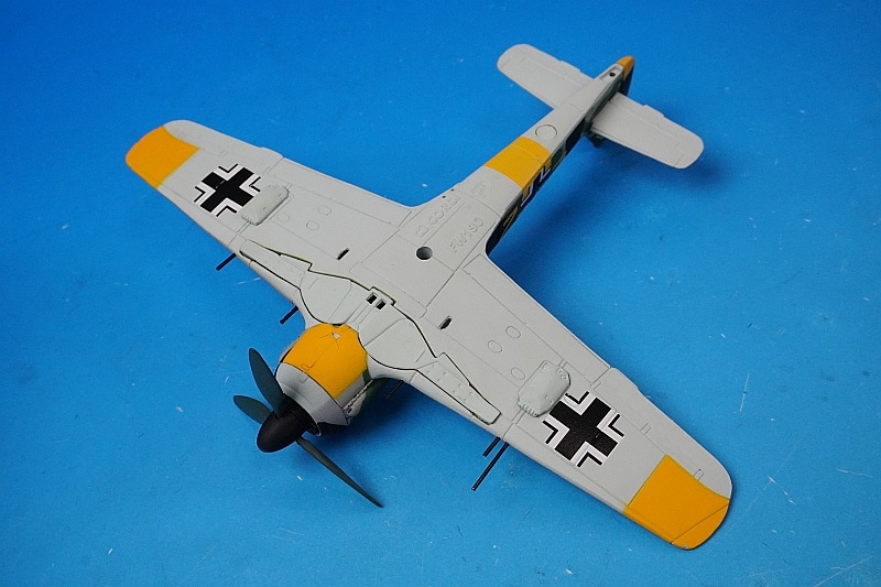 1/72 フォッケウルフ FW-190A-4 Yellow 2 Oberfeldwebel Heinrich Sterr,6/JG54 ...