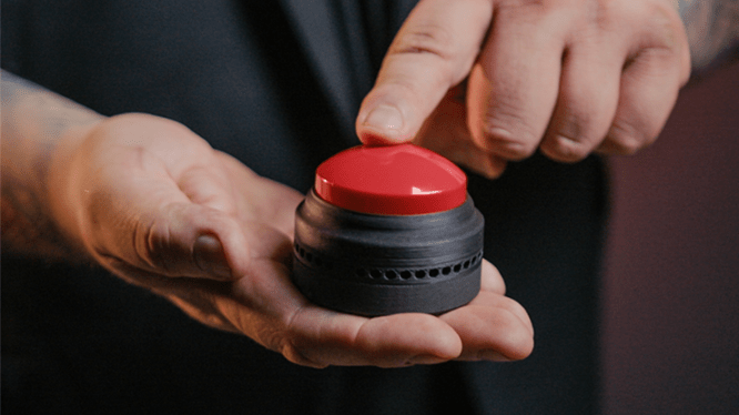 【取り寄せ商品】The Button - 日本語補足付き