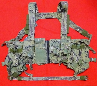 LBT-1961G 330D CHEST RIG AOR2 | LONDON BRIDGE TRADING,CHEST RIGS | 特殊部隊 ...