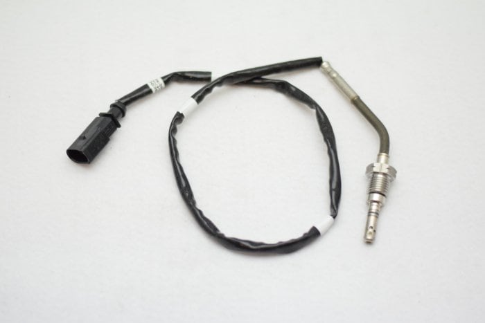 【純正品】 排気温センサー T5/T6（10～19年） | VWパーツ/VWアクセサリー,T5・T6・T6.1・T7 トランスポーター ...