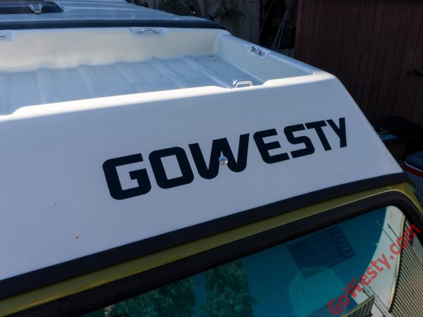 GOWESTY ポップトップデカール 「GOWESTY」 Pop-Top Decal 3色展開 | アクセサリー,ステッカー | VWパーツ&アウトドア | GAKUYAオンラインショップ