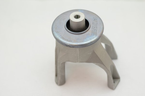 【純正品】 エンジンマウント 「2WD用」 T5（03～10年） | VWパーツ/VWアクセサリー,T5・T6・T6.1・T7 トランス ...