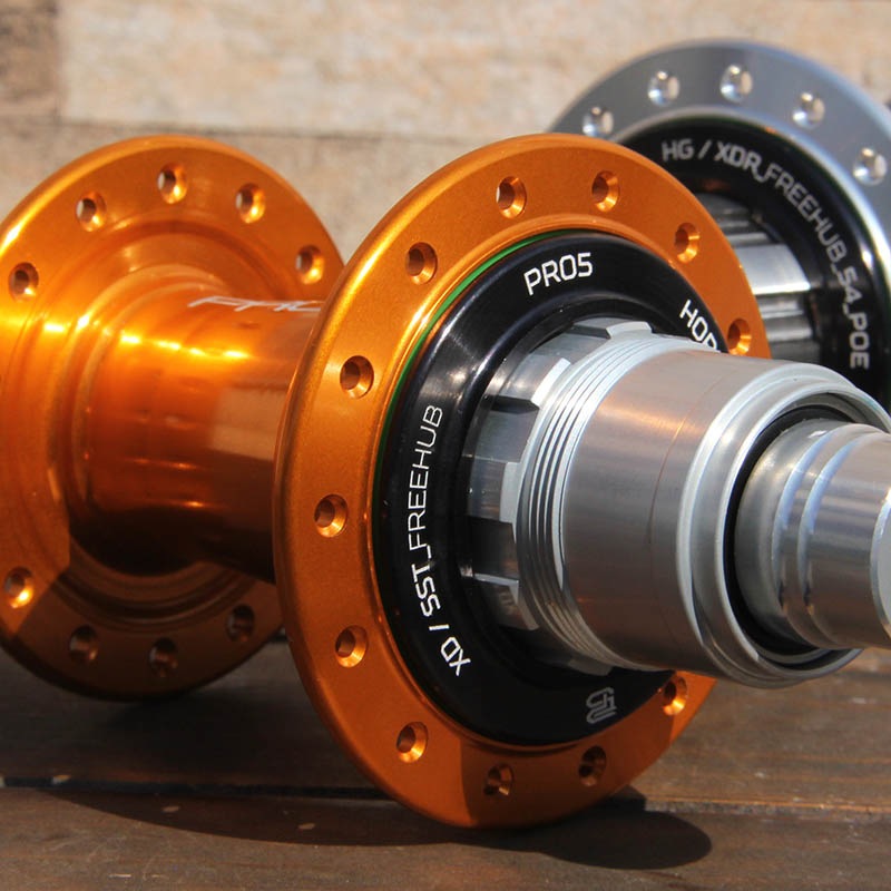 HOPE - Pro5 センターロック BOOST [24H] [シマノHG Steel] | すべての商品 | GOLDRUSH AJITO