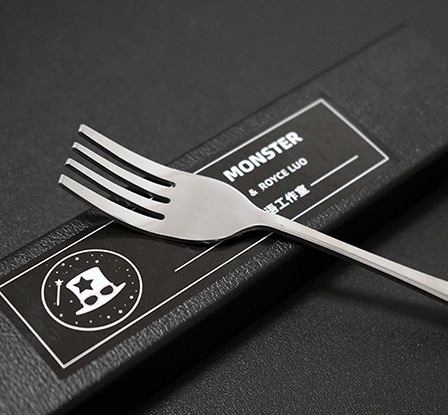 SPOON MONSTER (ビジュアルチェンジ・スプーン) by Conan Liu & Royce Luo （日用品マジック,その他 ...