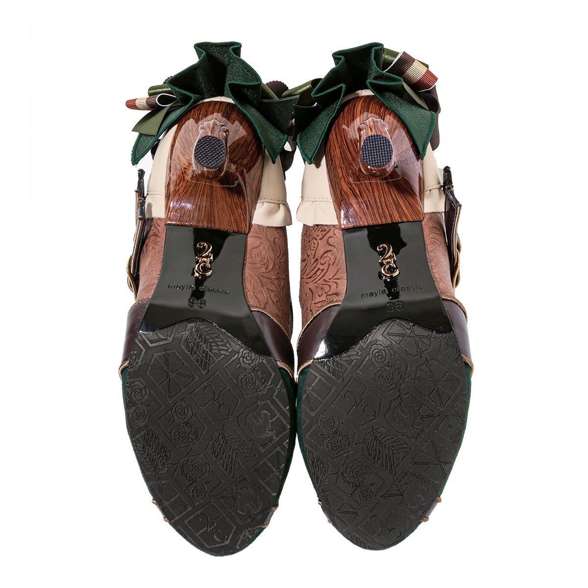 【進撃の巨人】 mayla classic マイラクラシック アイコニックシューズ エレン・イェーガー |GIV ギヴ：人気のキャラクターアクセサリー・グッズ を集めたセレクトショップ