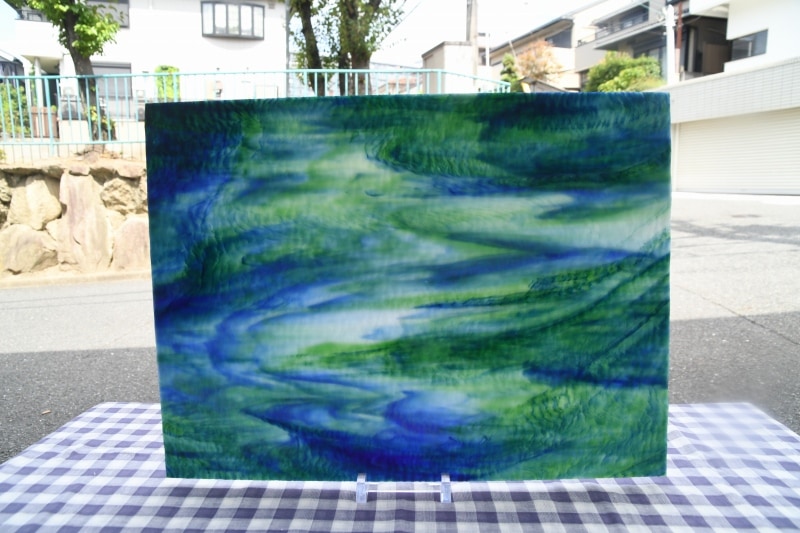 ココモ_K_142 G(KOG326)_C_734201800016_写真の1/4が基本サイズ_17cm×23cm ｜ステンドグラスのスタジオヤマノ