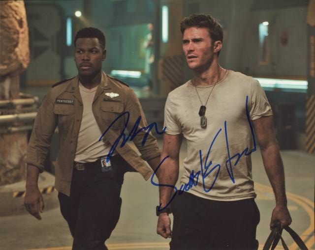 『パシフィック・リム：アップライジング 』キャストby2名直筆サイン入り写真 Pacific Rim: Uprising UACCRD永久保証