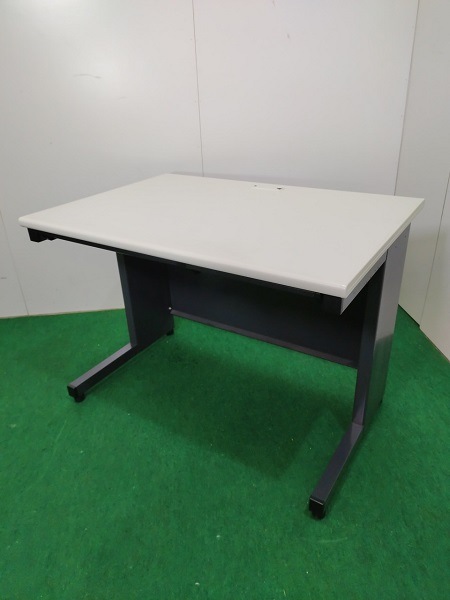 PLUS製 オフィスデスク/平机 フラットライン SP-107H サイズ：W1000xD700xH700)