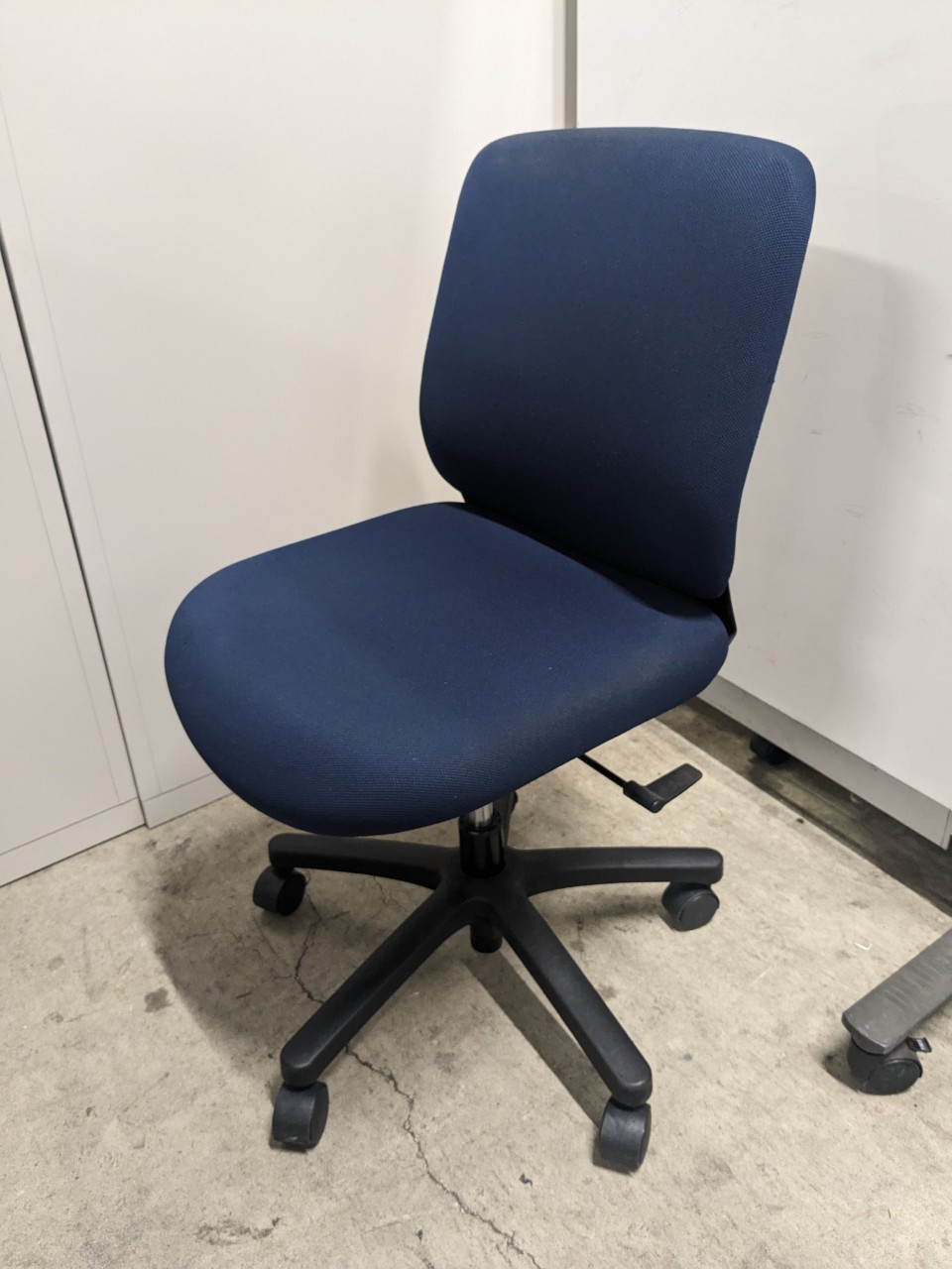 ITOKI イトーキ torte-R(トルテアールチェア)シリーズ オフィスチェア KZ-240GB-T1B2