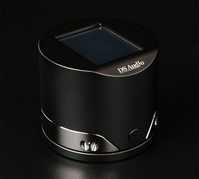 ES-002 stabilizer / DS AUDIO