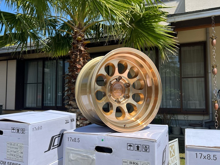 （日本正規代理店！限定品！17x8.5のみ取り寄せ対応！) SCS（Stealth Custom Series Wheels/ステルスカスタム ...