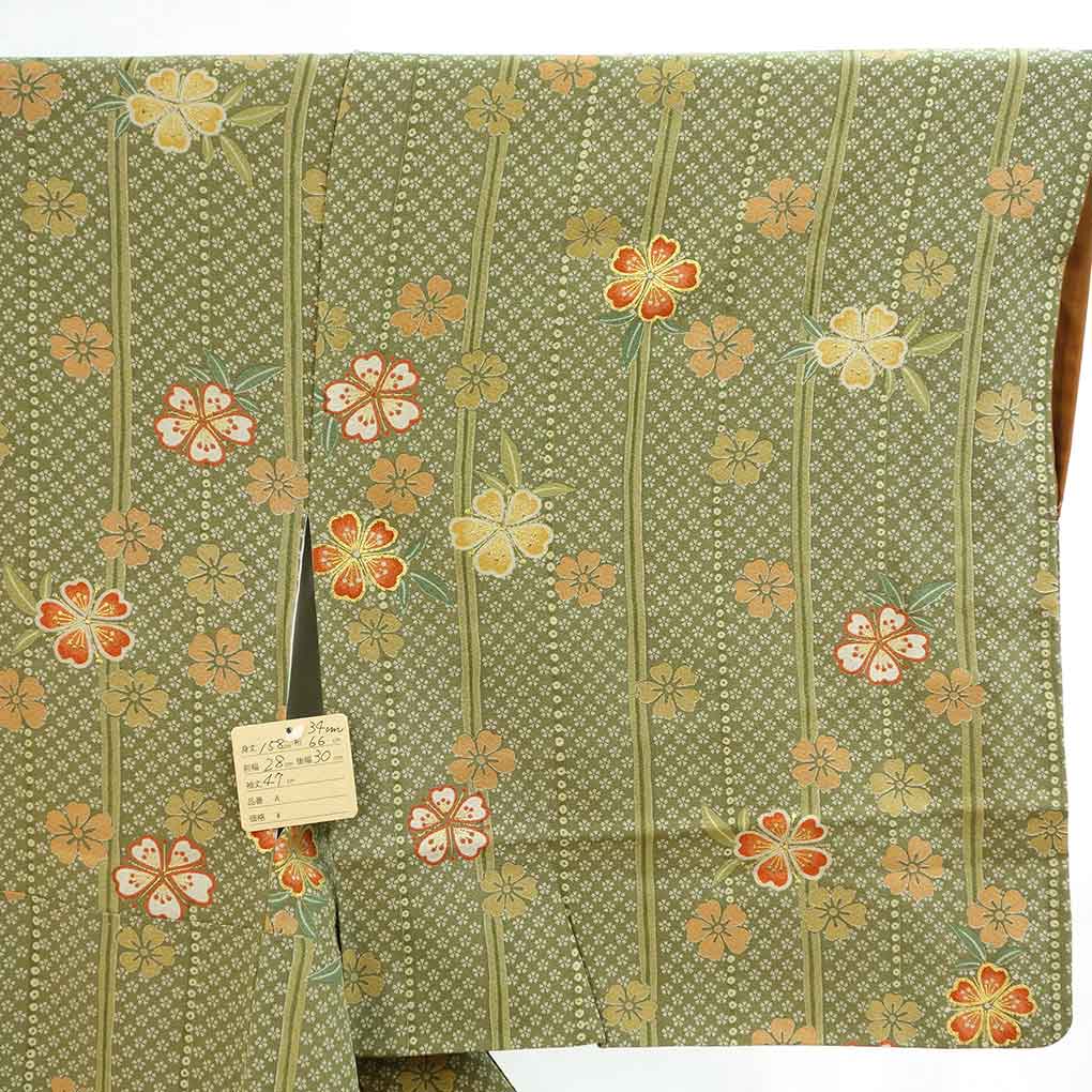 小紋 リサイクル着物 身丈158cm 裄66cm 前幅28cm 後幅30cm 袖丈47cm 袖幅34cm レディース 袷 花柄 裄長 裄M-Lサイズ 秋冬春用 正絹（シルク）グリーン 美品 ...