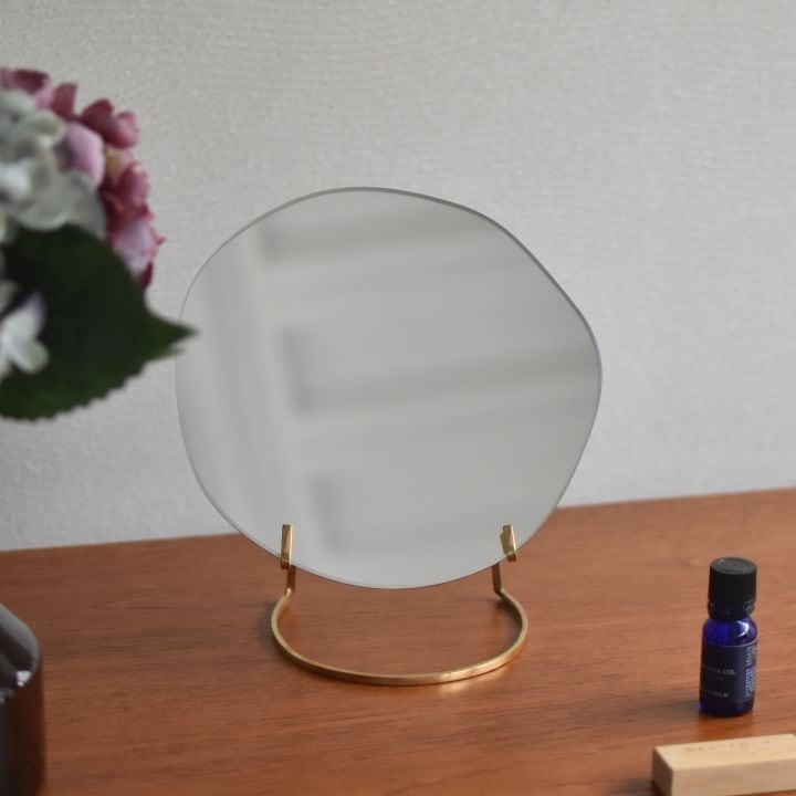 卓上鏡 in bloom｜ブラススタンドミラー｜Lサイズ | インテリア雑貨,収納雑貨 | Hauspot ～ハウスポット～ オンライン本店