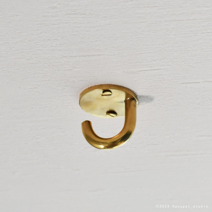 シーリングフック 真鍮 おしゃれ シンプル シーリングコード用フック ペンダントライト用 コード調整 長さ調整 位置調整 おすすめ 吊り下げ 北欧 | 照明 | Hauspot ～ハウスポット ...