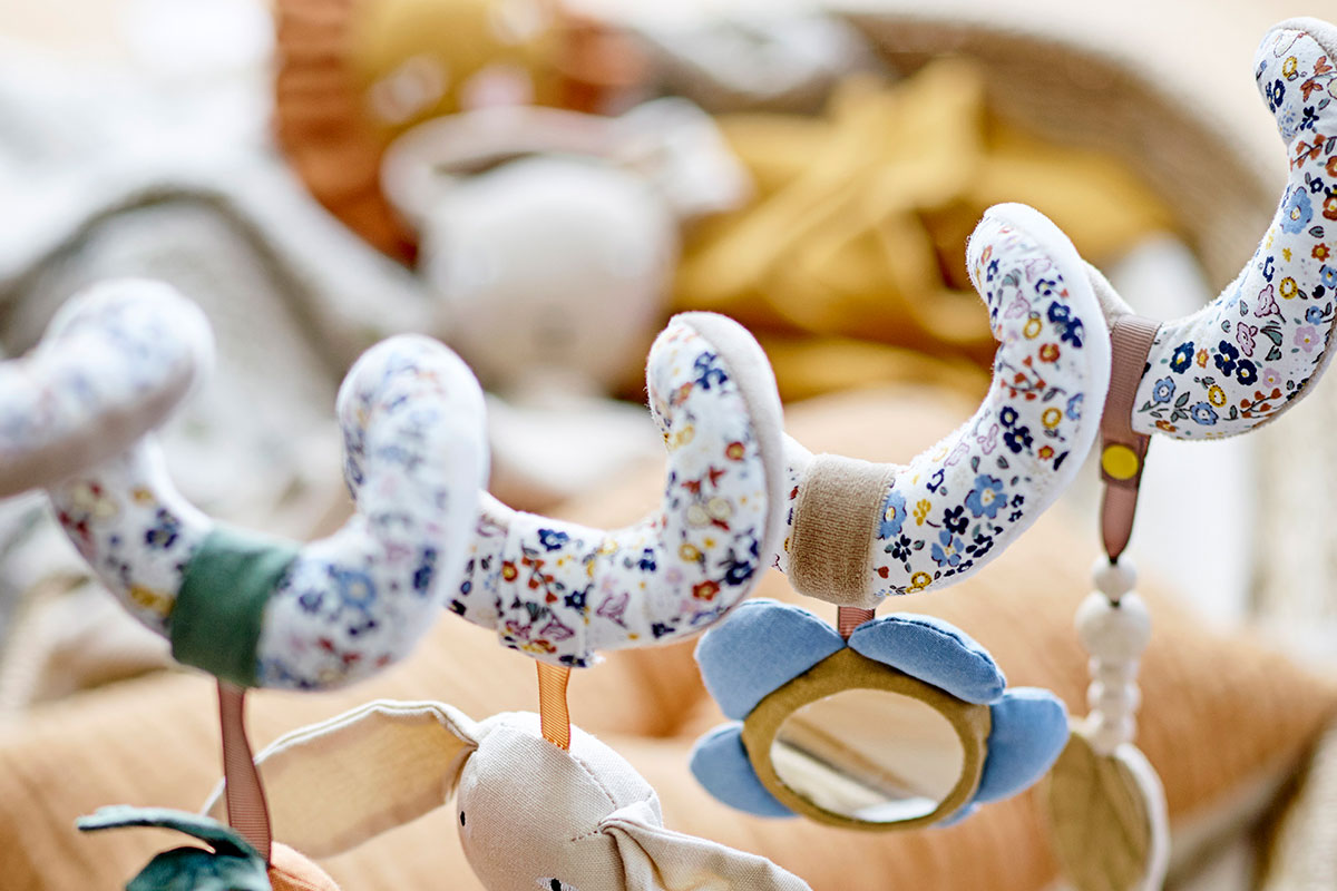 Rubbie Activity Toy (HBV-155)