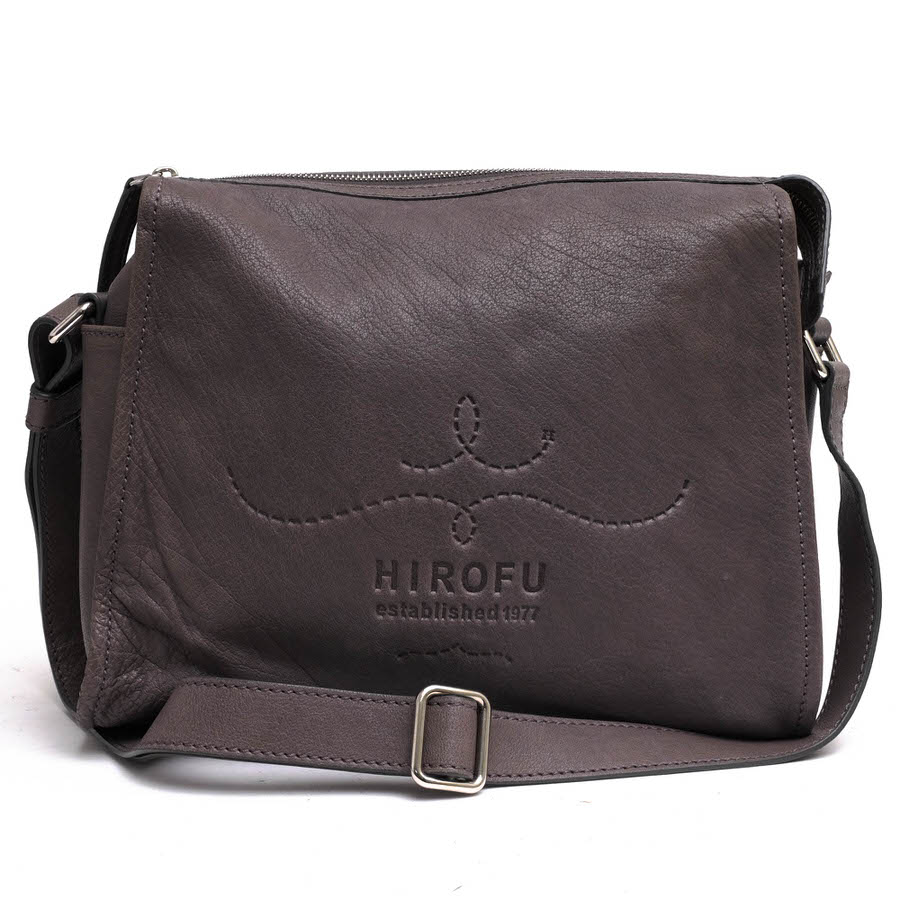 HIROFU / ヒロフ 牛革 カーフ シボ革 シュリンクレザー グレー 灰色 ショルダーバッグ メンズ | BRANDING
