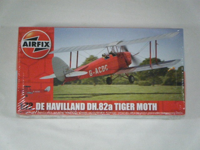 DHタイガーモス （AIRFIX） A01024 | 飛行機プラモデル,1/72 航空機,1/72 戦後の航空機,1/72 民間機 | 中古 ...