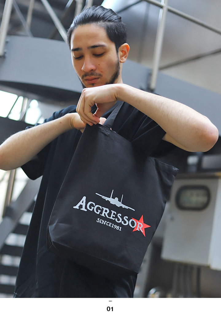 JT-BG-TB-017 自衛隊 グッズ アグレッサー 元パイロット 前川宗 Hachi ハチ 8 飛行教導群 F15 イーグル 戦闘機 空自 トートバッグ A4 ショルダーバッグ 大きめ 布 ...