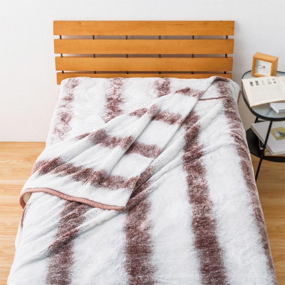 ティツィアナ・ガロ ふわふわファータッチ衿付合せ毛布 【送料無料】 【約5～7営業日】 | 寝具・繊維ギフト | 香典返し専門店 穂乃香 ほのか