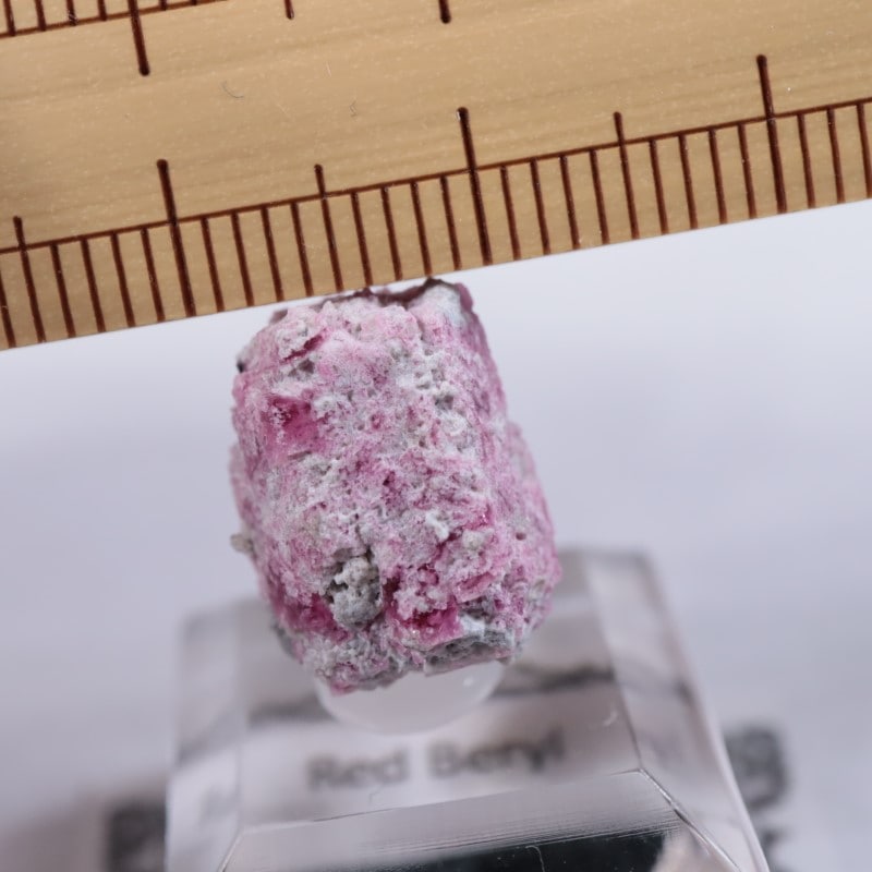 Ruby Violet Claim産 レッドベリル | 鉱物標本,ハ行,ベリル/緑柱石 | ほたるみねらるオンラインショップ