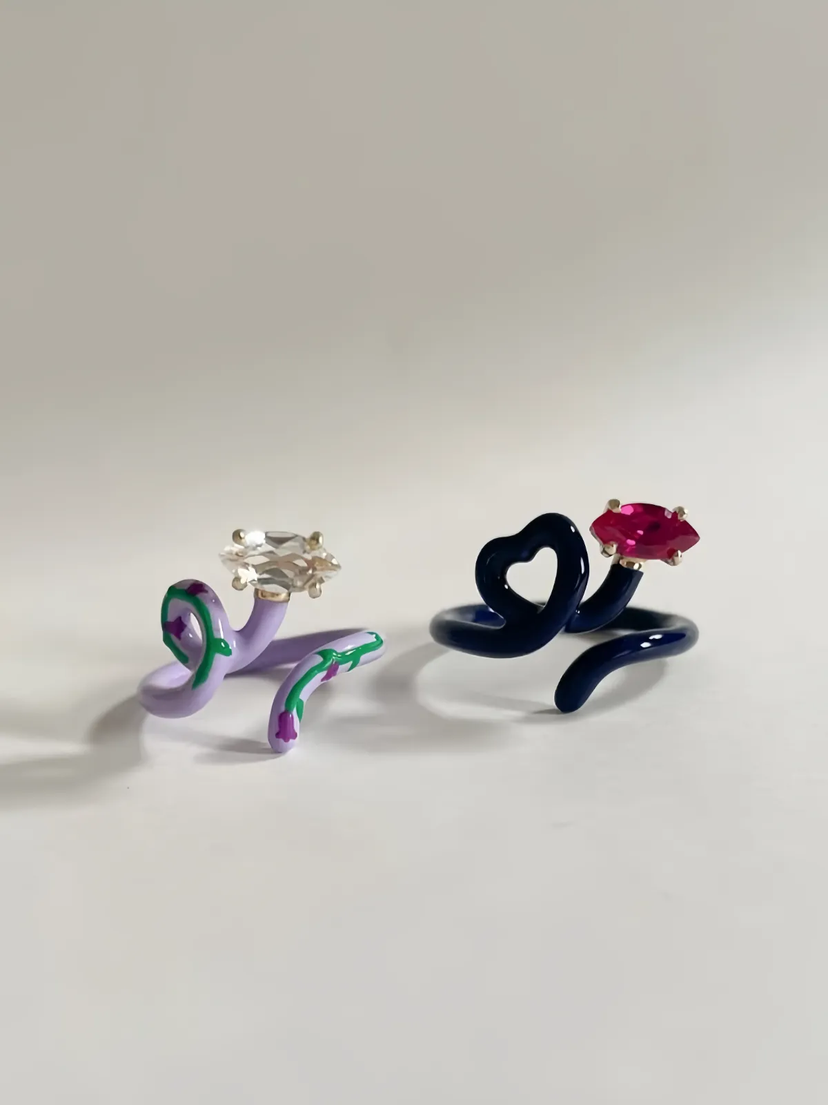 【40th Anniversary Limited Edition】リング BABY VINE TENDRIL RING IN NAVY ...