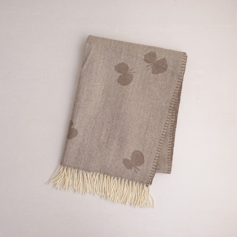 【定価2.5万】ミナペルホネン×クリッパン mina perhonen×KLIPPAN choucho ウールフリンジストール (st25-2410-123)【80K42】 /ナチュラル服古着 ...