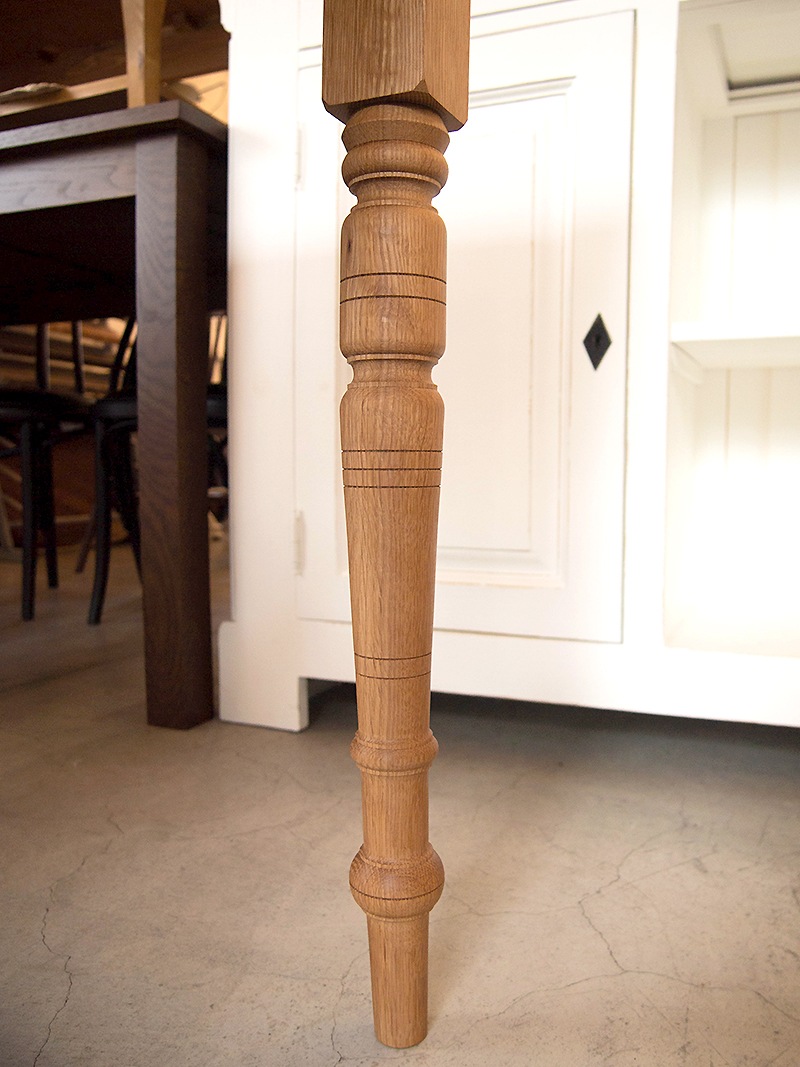 Square turned leg SW140-WHITE OAK 140×80cm 無垢材ダイニングテーブル｜イデア