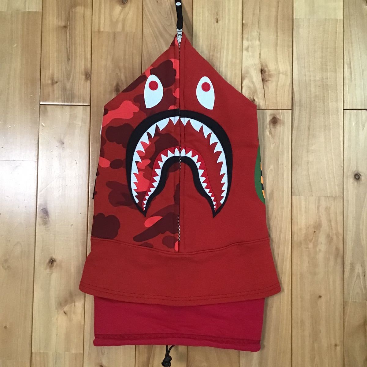★新品★ shark hoodie ネックウォーマー red camo a bathing ape bape シャーク パーカー face ...