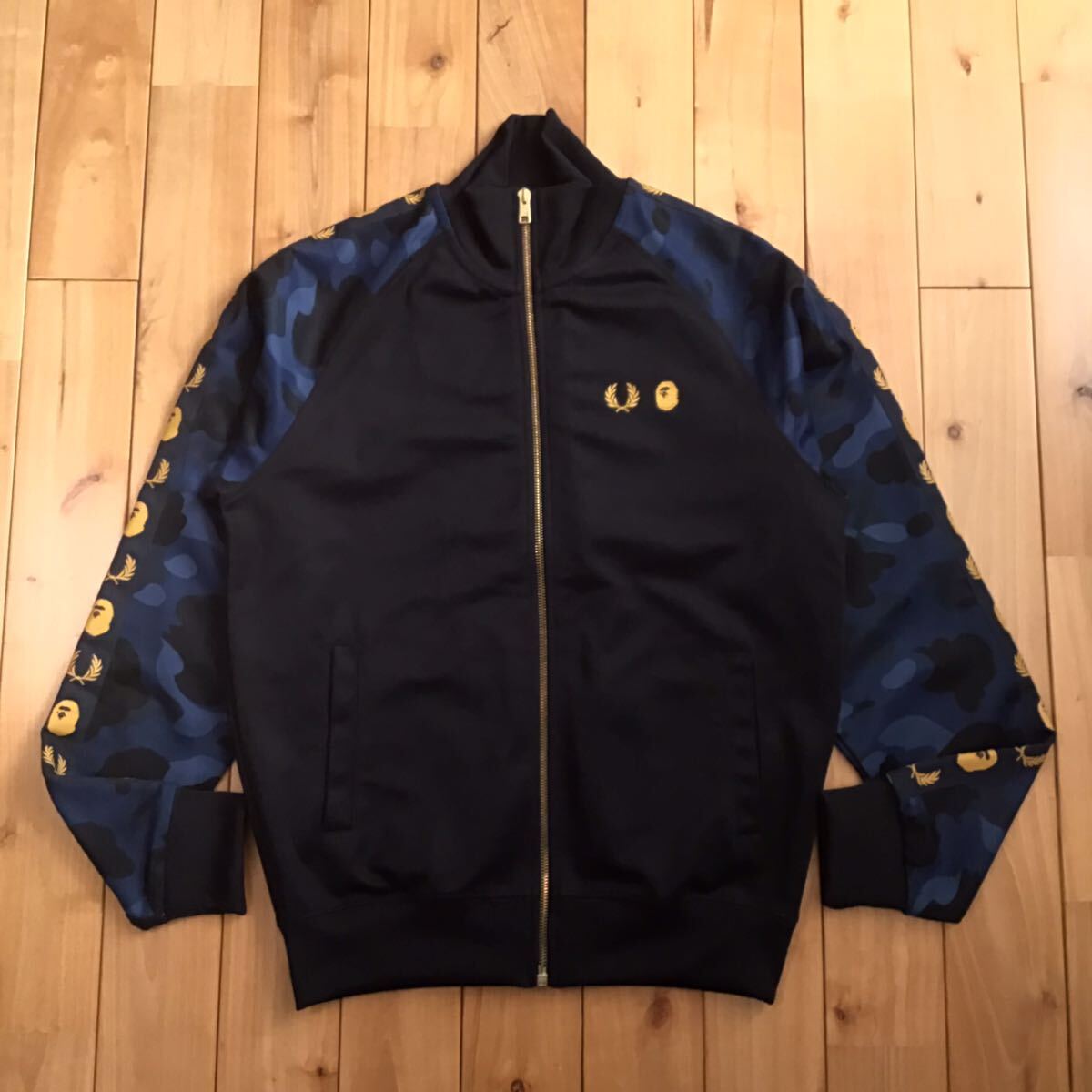 FRED PERRY × BAPE TRACK JACKET Sサイズ a bathing ape フレッドペリー エイプ ベイプ アベイ ...