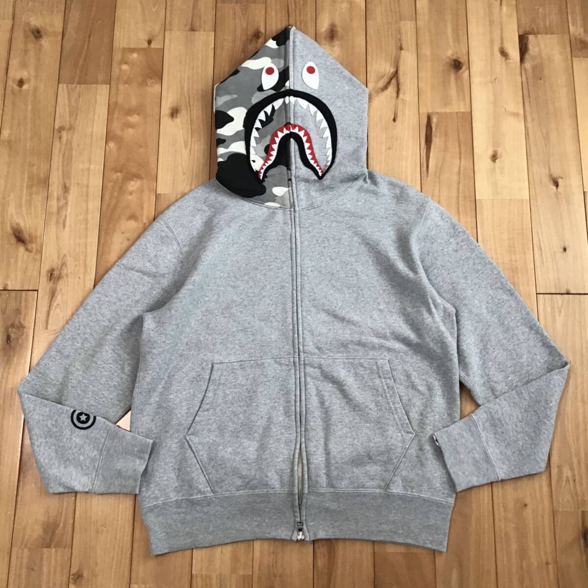 ★NFS限定★ シャーク パーカー Sサイズ shark full zip hoodie a bathing ape BAPE camo エイ ...