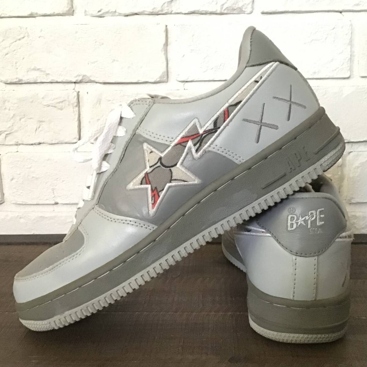 KAWS × BAPE STA レザー スニーカー 26.5cm a bathing ape star Skull Sta BAPESTA ...