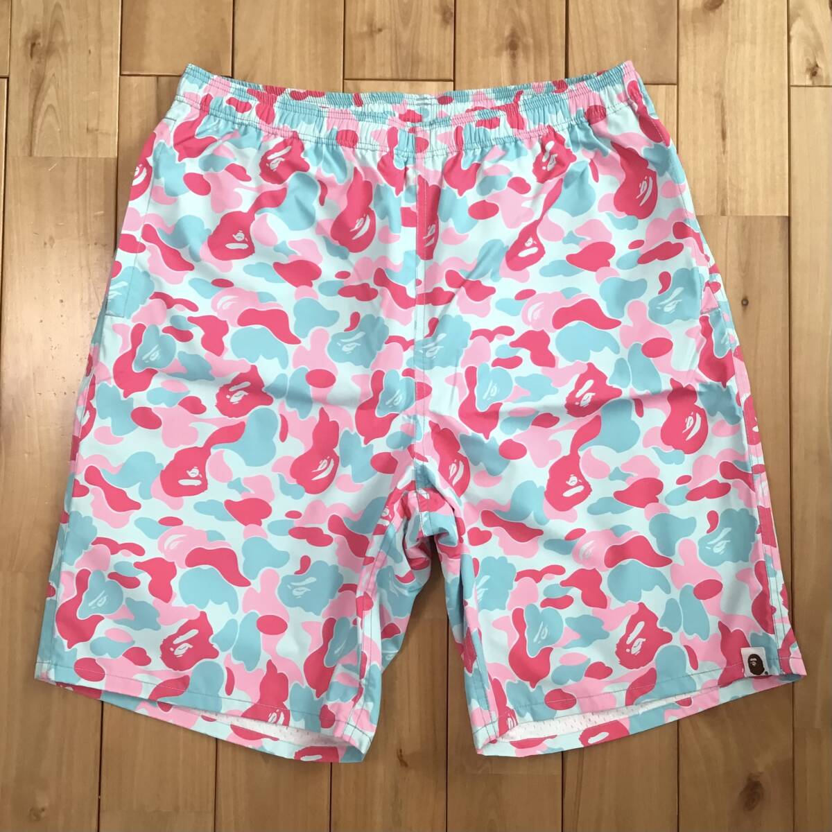 ★マイアミ限定★ Miami color camo Beach Shorts Lサイズ a bathing ape BAPE エイプ ベイプ アベイシングエイプ ハーフパンツ 迷彩 ni0 ...